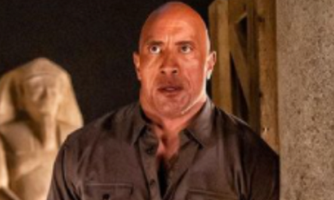 Após Rust, Dwayne Johnson diz que nunca mais usará armas reais em set ...