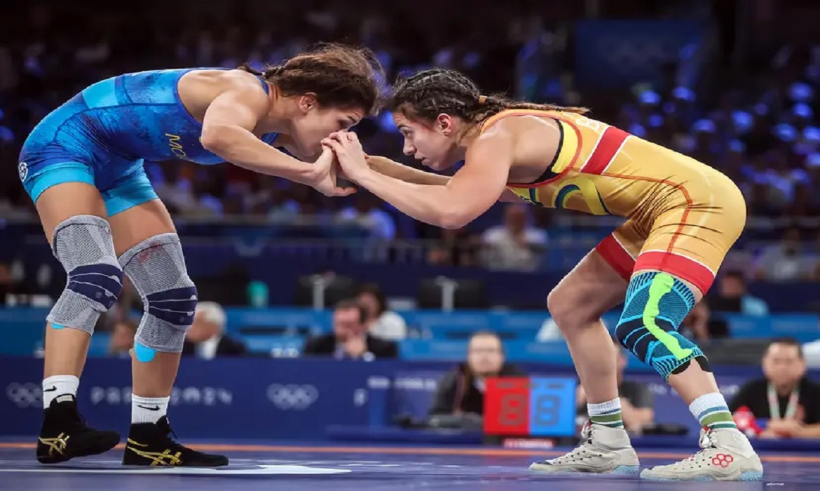 Brasileira Giullia Penalber perde nas quartas de final da luta livre ...