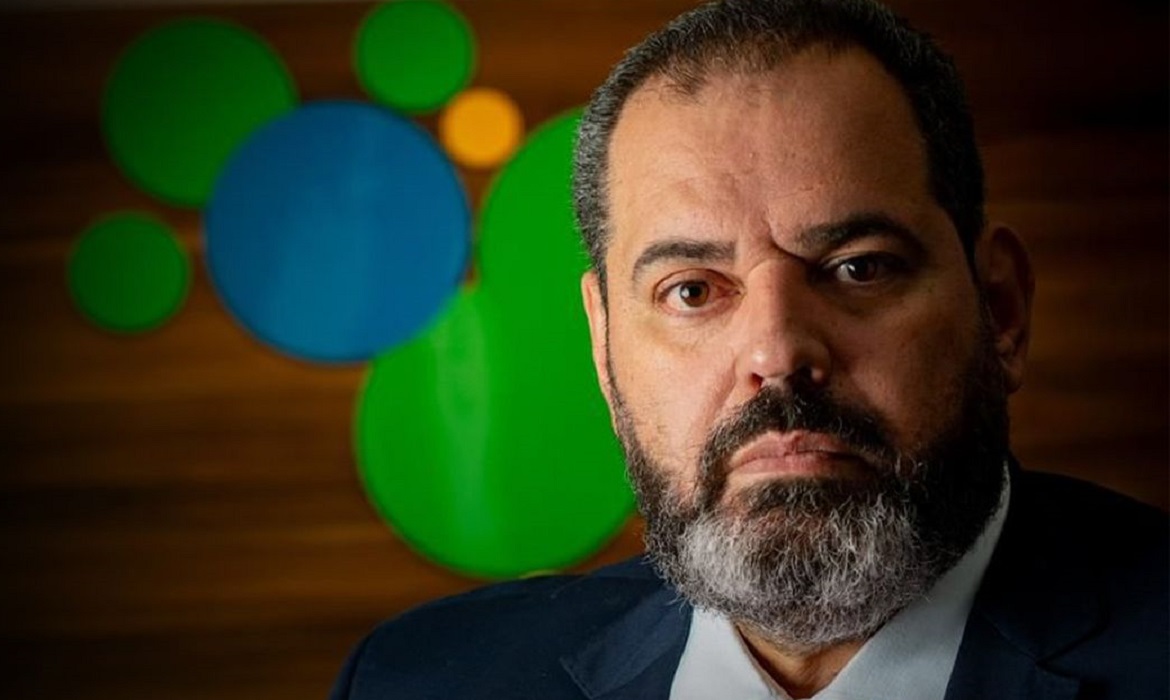 Dr. Eduardo Werneck explica sobre a reincidência do câncer e a importância do check up médico ...